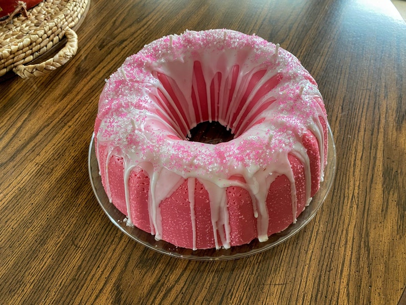 Pink Pound Cake Soy Wax Candle. 4-pound Full Size Cake - Etsy