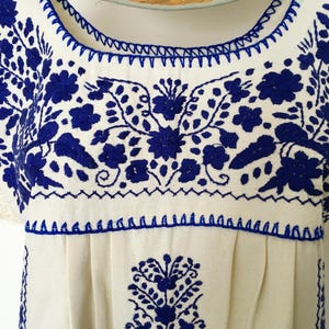 Mexican Top, Hand-embroidered Robe, Beautiful Colorful Mexican Hippie ...