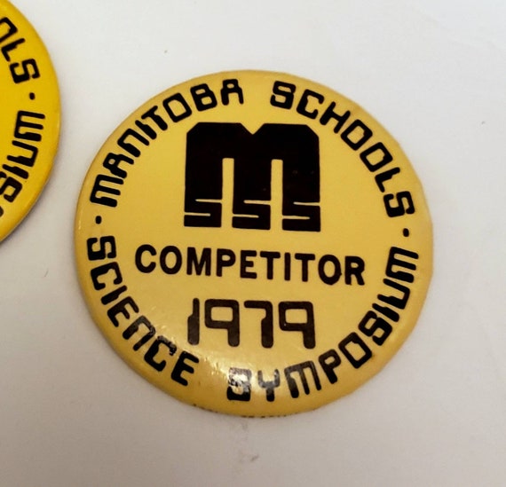 1970s NERDY Science Fair Pin Badge Geek Retro Button … - Gem