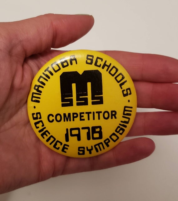 1970s NERDY Science Fair Pin Badge Geek Retro Button … - Gem