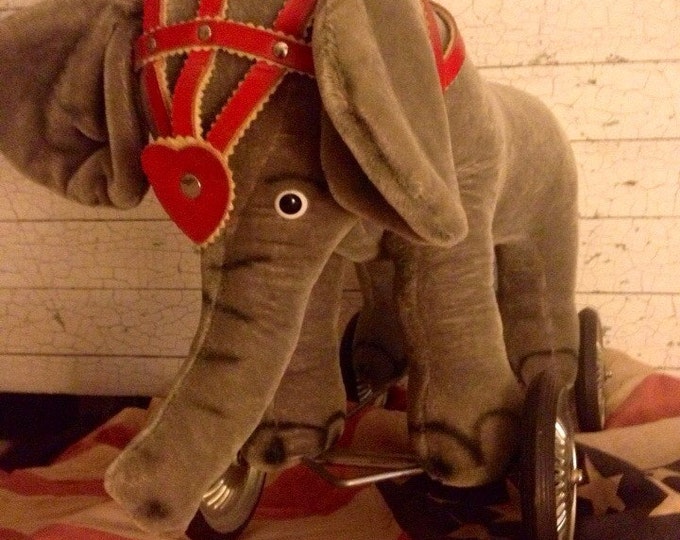 Vintage Pull Toy Ride on Circus Elephant Mohair 1950 - Etsy