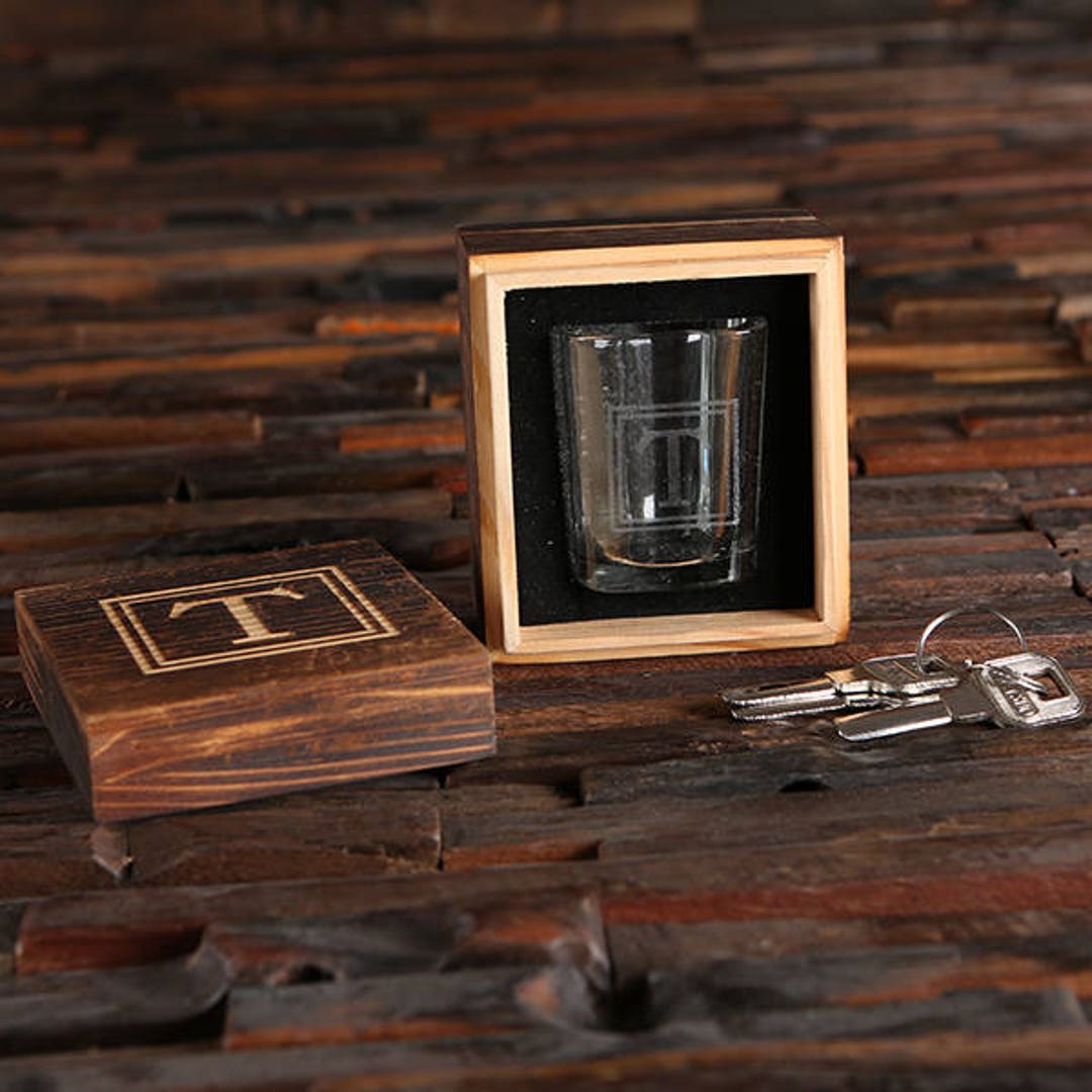 Personalized Shot Glasses With Wood Box Groomsmen, Best Man, Man Cave ...