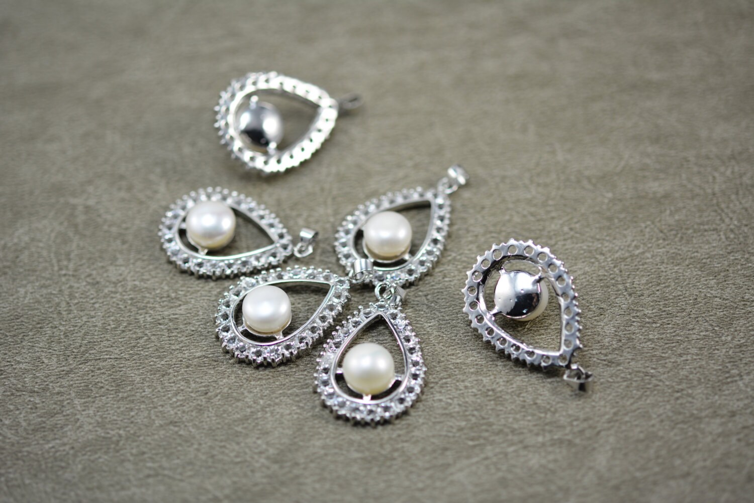 Pearl and rhinestone teardrop pendants freshwater pearl | Etsy
