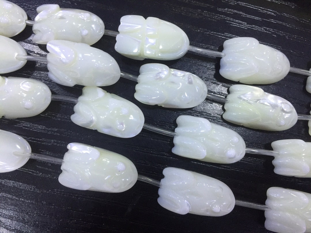 White Shell Frog Beads - Mother of Pearl Animal Charms - Pond Frog ...