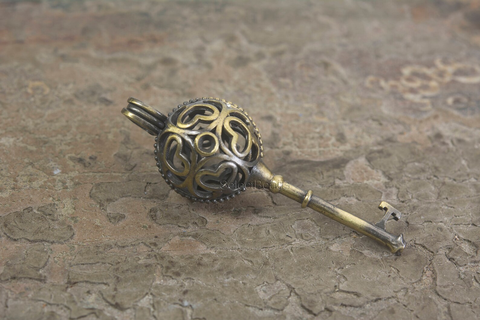 Brass Necklace Lockets Heart and Key Pendant Brass Round - Etsy