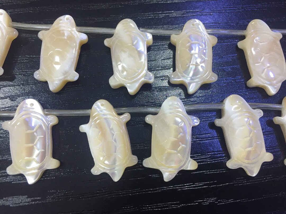 Sea Turtle Shell Beads - MOP Animal Pendant Charm - Mother of Pearl ...