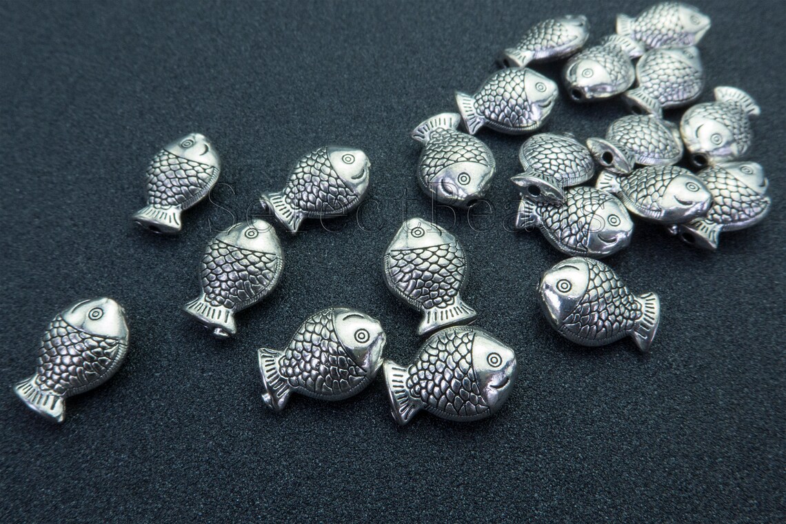 Swimming Fish Charms Silver Fish Beads Textured Animal - Etsy