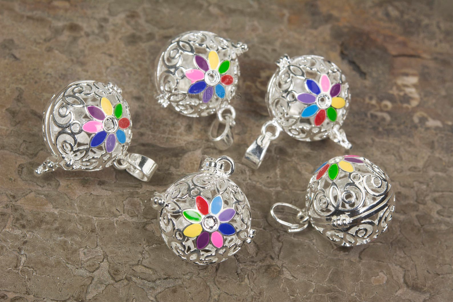 Round Ball Locket Memory Lockets and Charms Filigree - Etsy