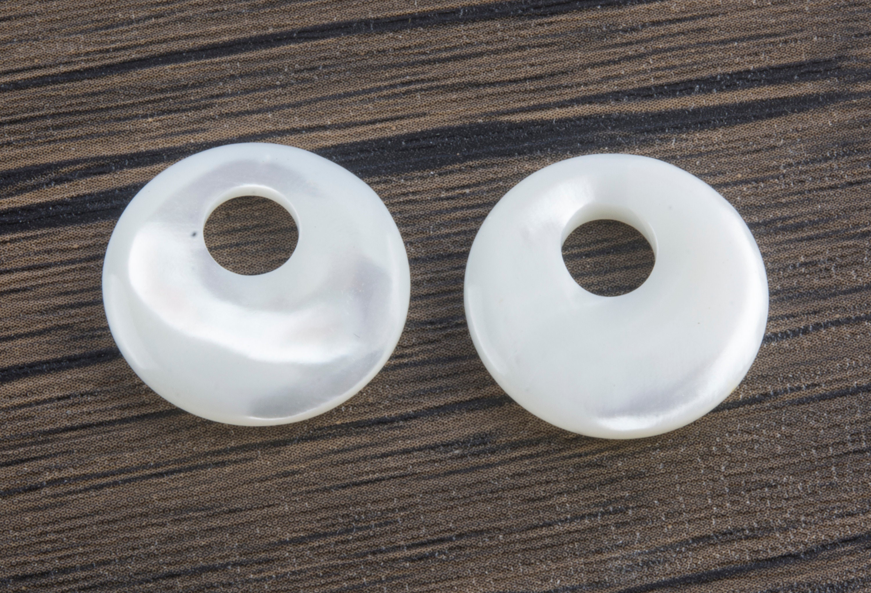 Mother of Pearl Donut Beads Reall Sea Shell Charms for - Etsy