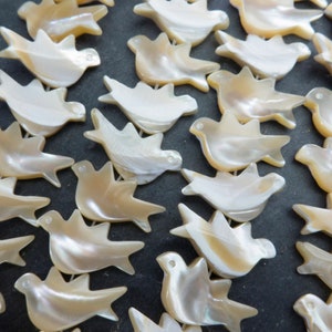 Shell Bird Beads - Mother of Pearl Animal Beads - Kahki Jewelry Beads ...