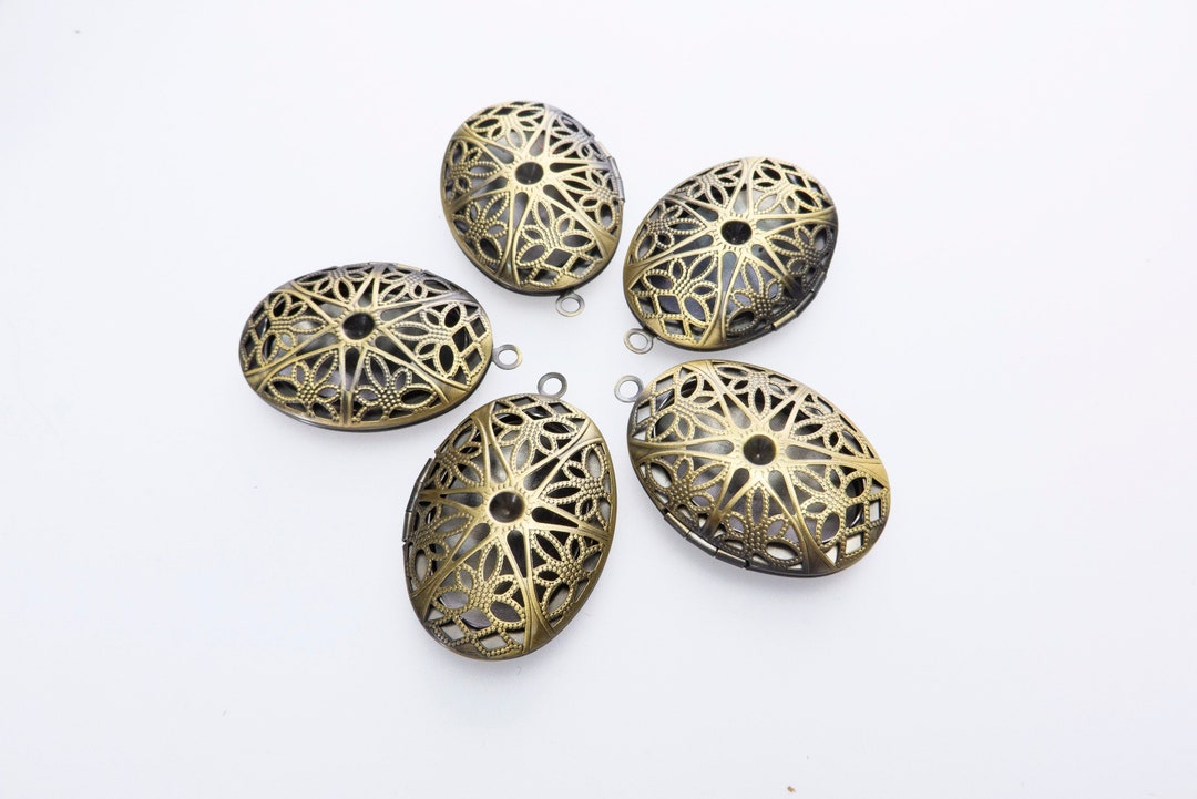 Starburst Pattern Lockets - Hollow Oval Locket Charms - Filigree Brass ...