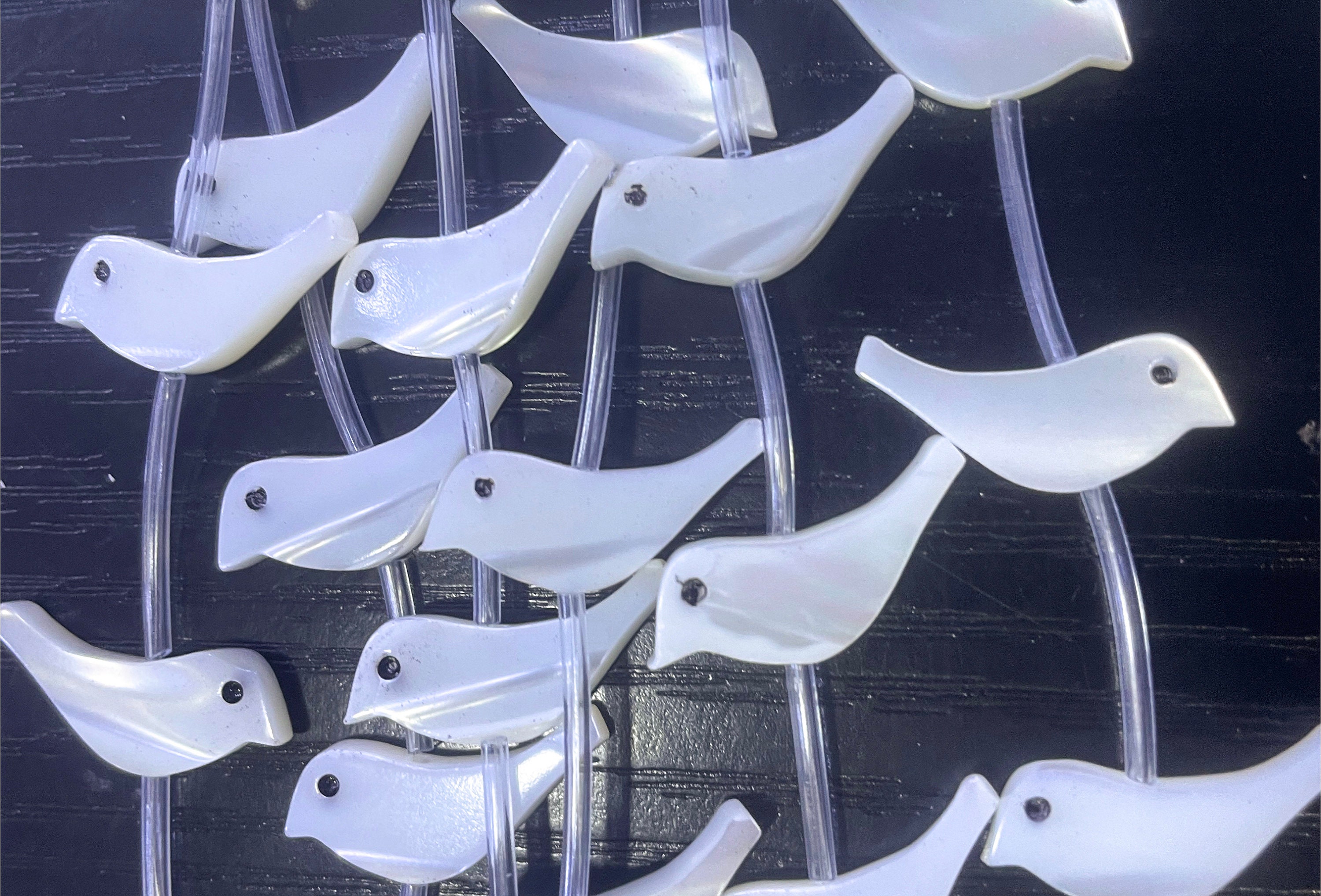 Mother of Pearl Bird Beads - MOP Animal Jewelry Beads - White Animal ...