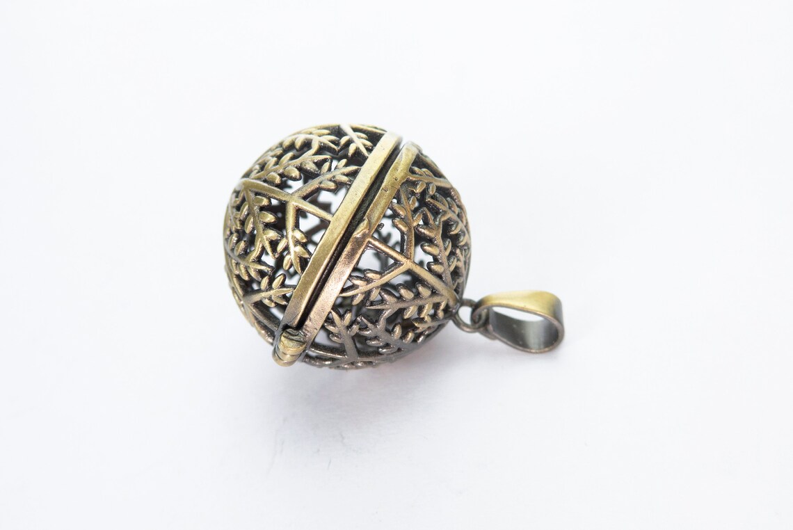 Snowflake Pattern Brass Lockets Filigree Metal Lockets - Etsy