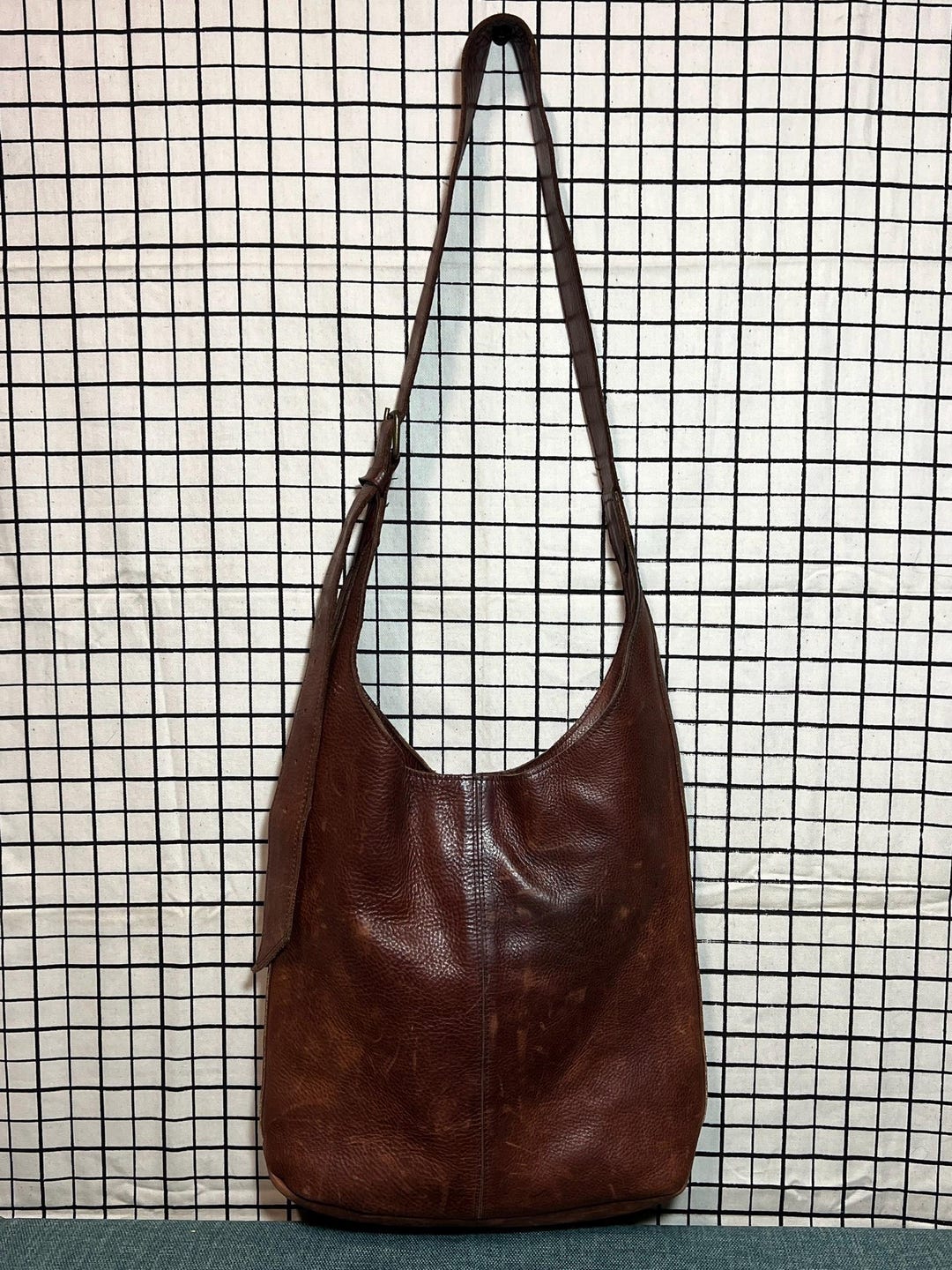 DULUTH TRADING Crossbody Saddle Sling Bag Purse Distressed Pebbled ...