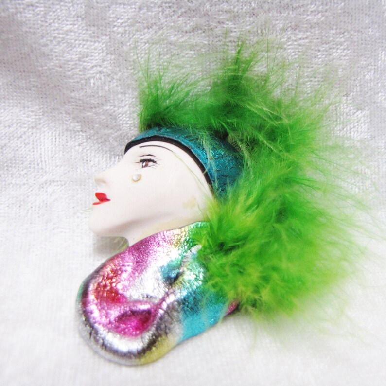 Lady Face Brooch, Fun Jewelry Flapper Pin in Lucite, 1950's Women's ...