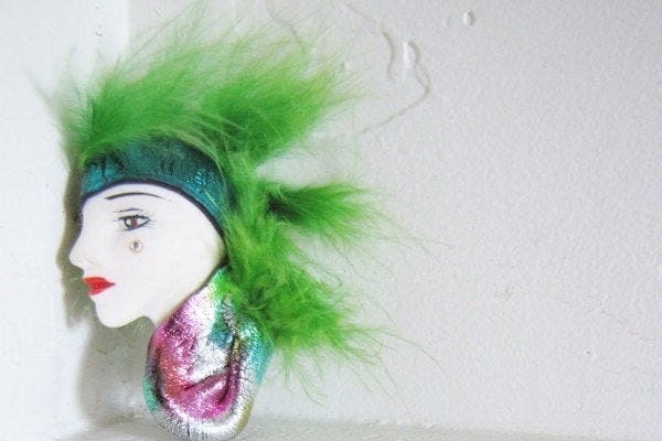 Lady Face Brooch, Fun Jewelry Flapper Pin in Lucite, 1950's Women's ...