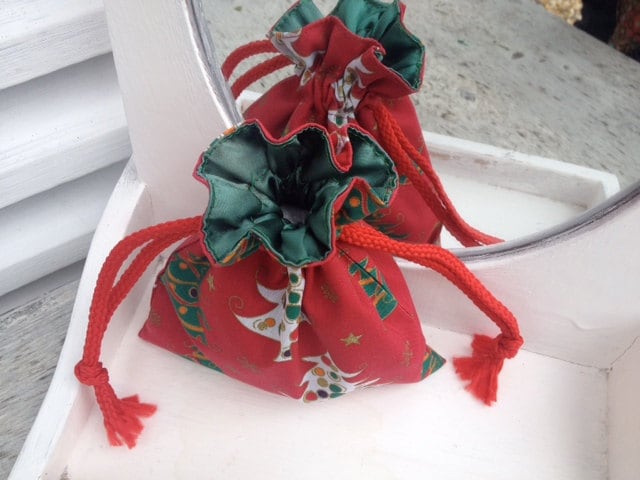 Red Christmas Tree Design Bag With Drawstring, Gift Bag, Pouch, Lined ...