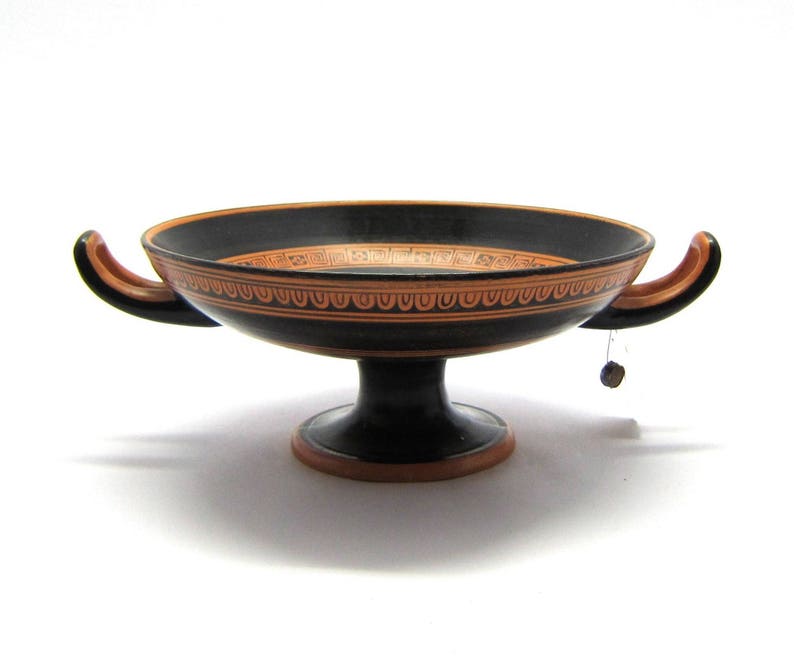 Kylix , Greek Vase , Attic Red Figured Kylix of Dionysus Resting Under ...
