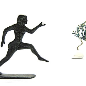 Ancient Greek Marathon Runner Museum Quality Art Olympic - Etsy