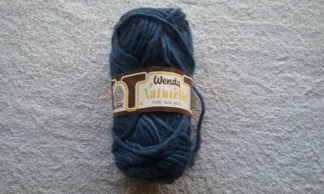Wendy Naturelle Wool Yarn A Blue Shade 417 Pure New Wool 1.75 Oz Bulky ...