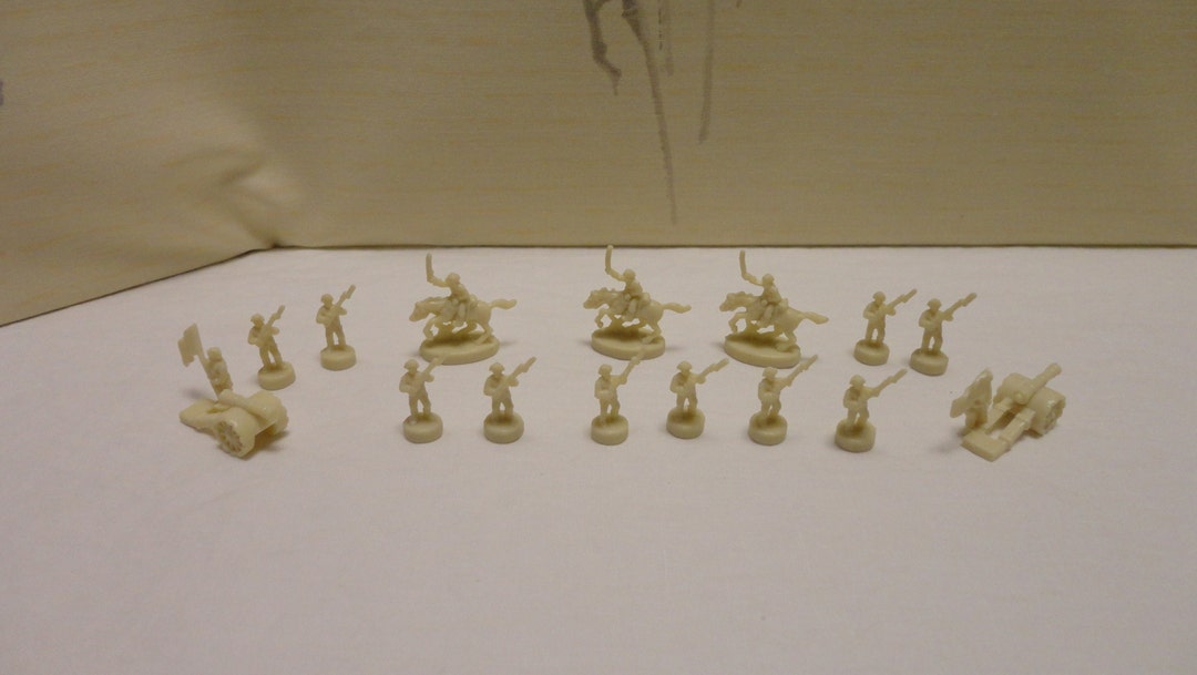 Set of 15 Vintage Micro Mini Toy Soldiers off White Color - Etsy