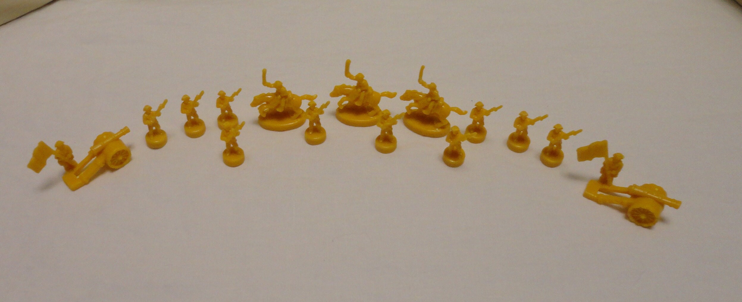 15 Vintage Micro Mini Toy Soldiers Yellow Color - Etsy