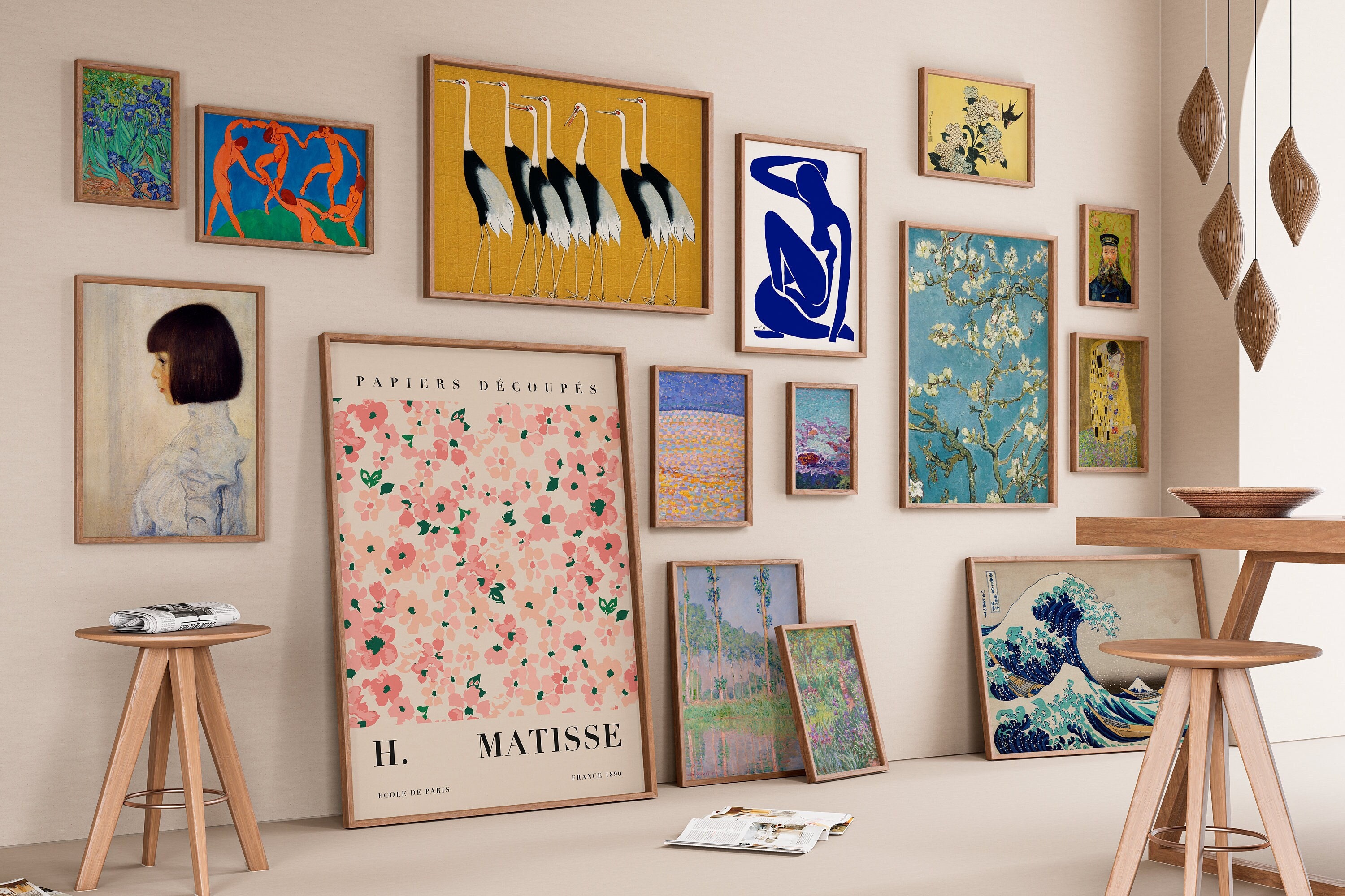 Create an Eclectic Gallery Wall With 500 Printable Vintage Art Prints ...