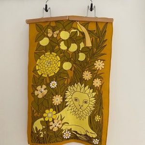 1970s Pat Albeck Design for Jonelle Lion in the Flowers Stunning Design ...