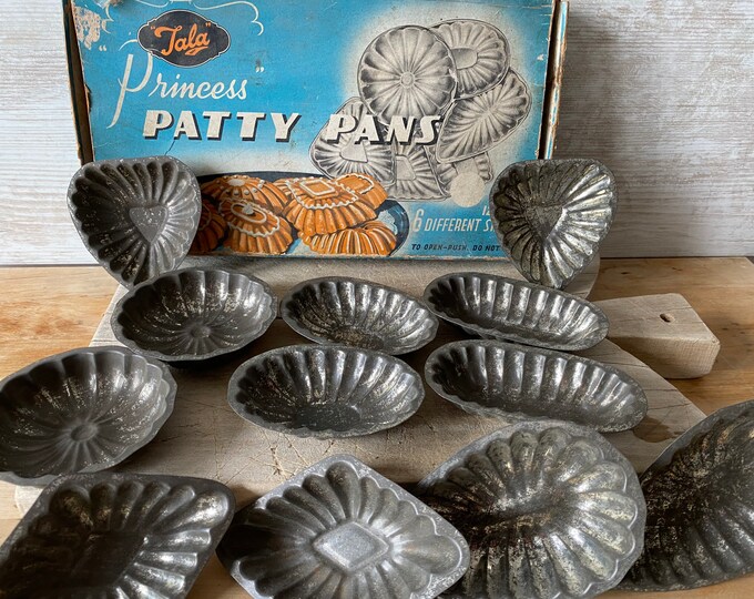 Vintage Steel Tala Princess Patty Tins, 1950s Tart Tins. French ...
