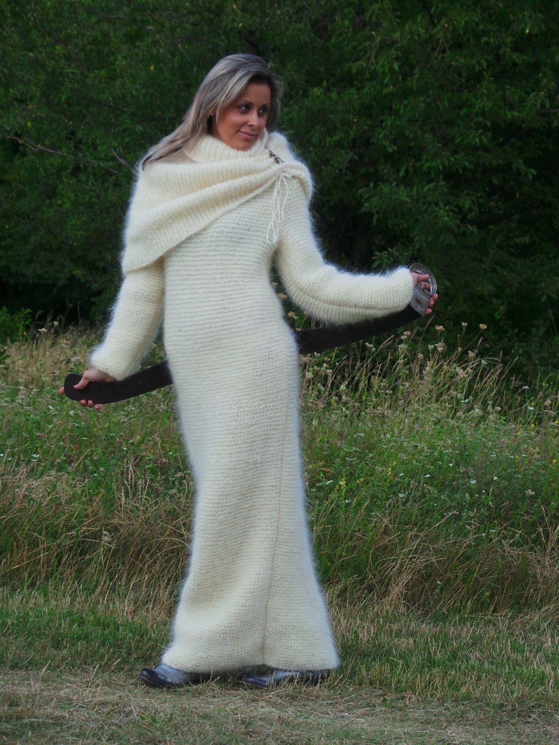 MADE to ORDER Fluffy Thick Hand Knit Sweater Fuzzy Mohair - Etsy