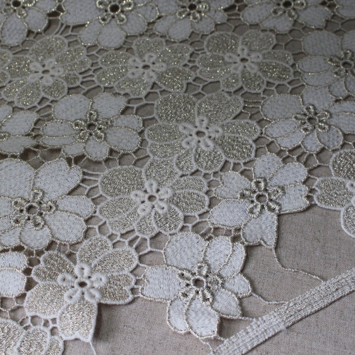Broderie Anglaise Cotton Eyelet Lace Fabric 44110cmby - Etsy Australia