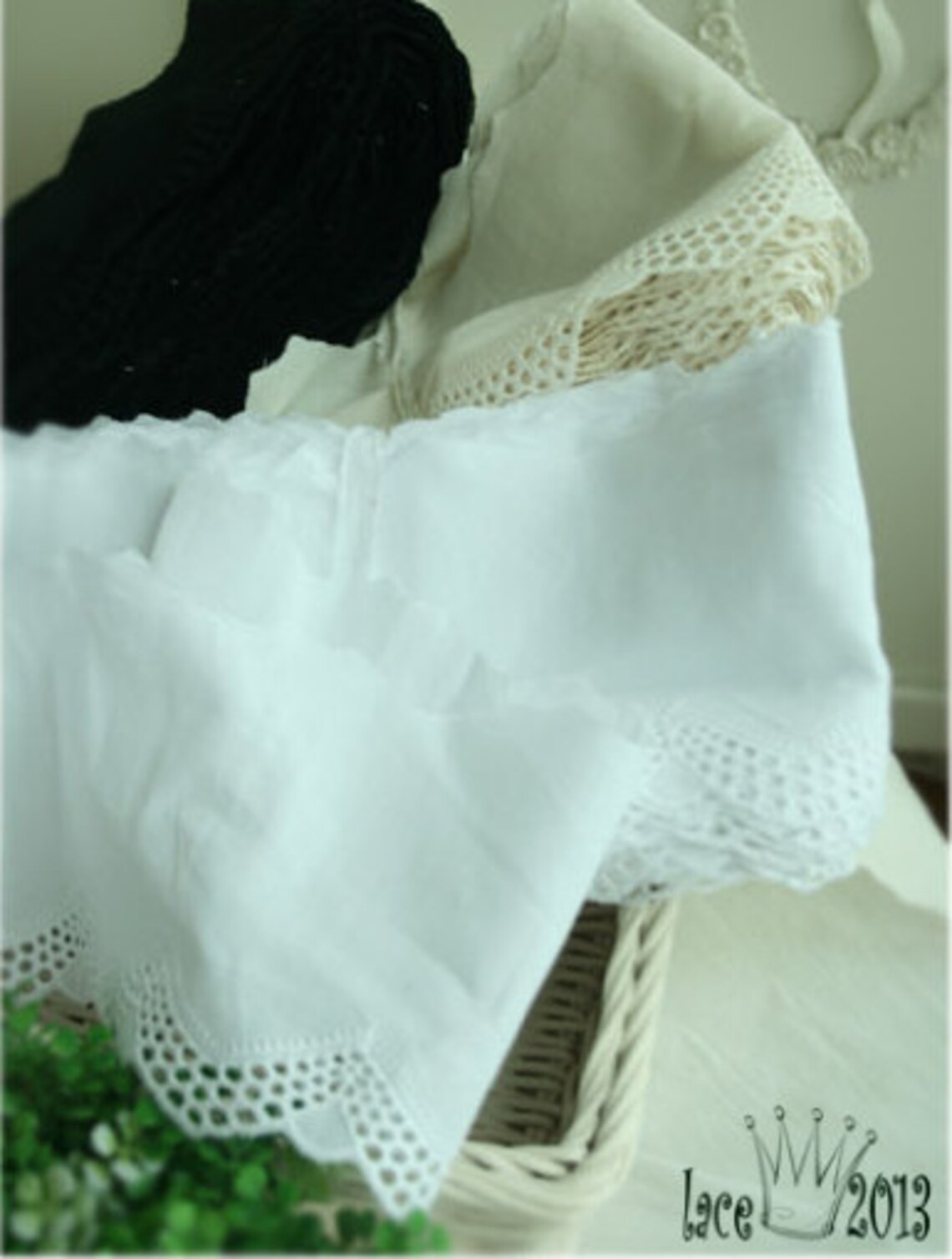 10 Free 4yds Broderie Anglaise Wedding Vintage Eyelet Lace - Etsy