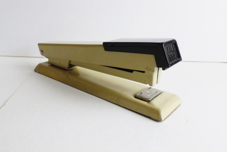 Vintage Bates 550 Desk Top Industrial Stapler - Etsy