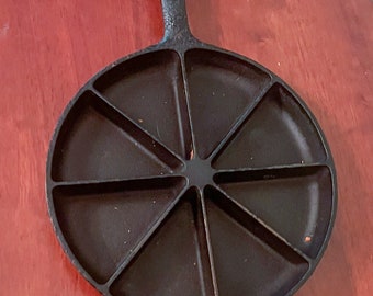 Cast Iron Cornbread Skillet - Etsy