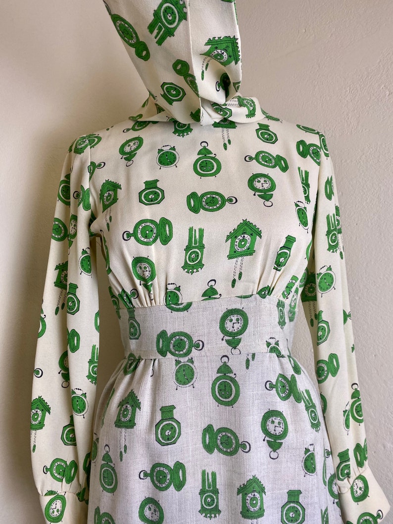 RARE 1960s 60s Vintage Novelty Clocks Print 1960s 60s Shift Dress Linen ...