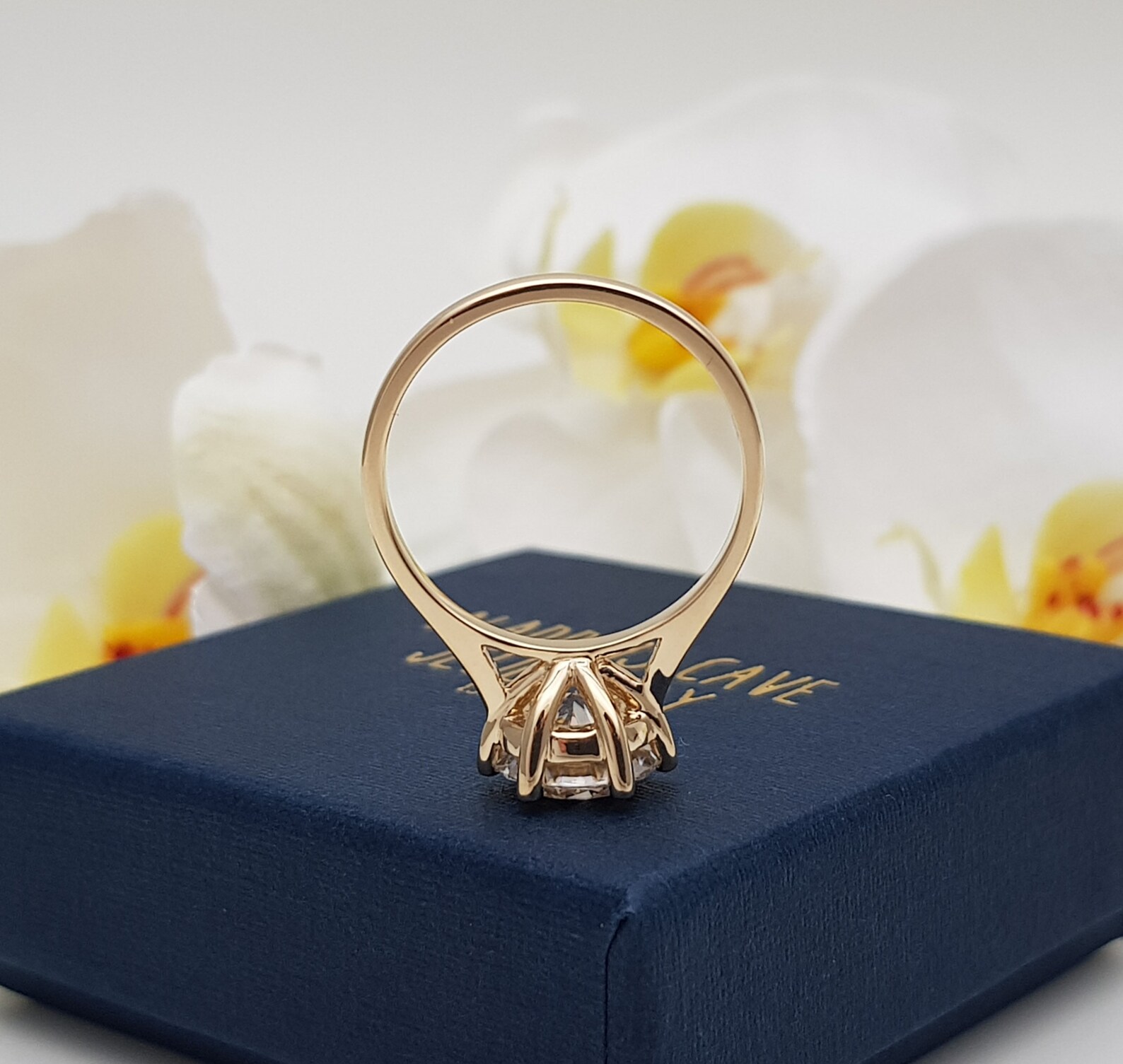 2ct Solid Gold Cathedral Setting Moissanite Solitaire Ring - Etsy UK