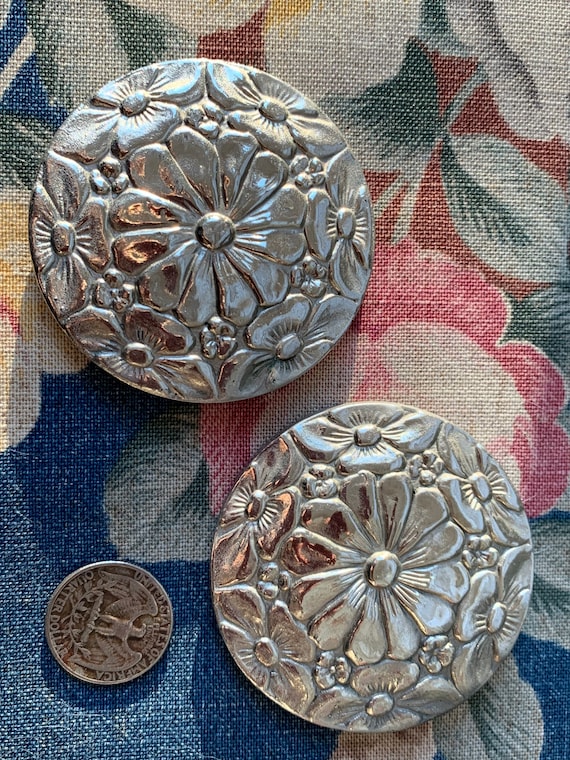 Big Beautiful Floral Button Arts and Crafts / Art Nouveau Cast | Etsy