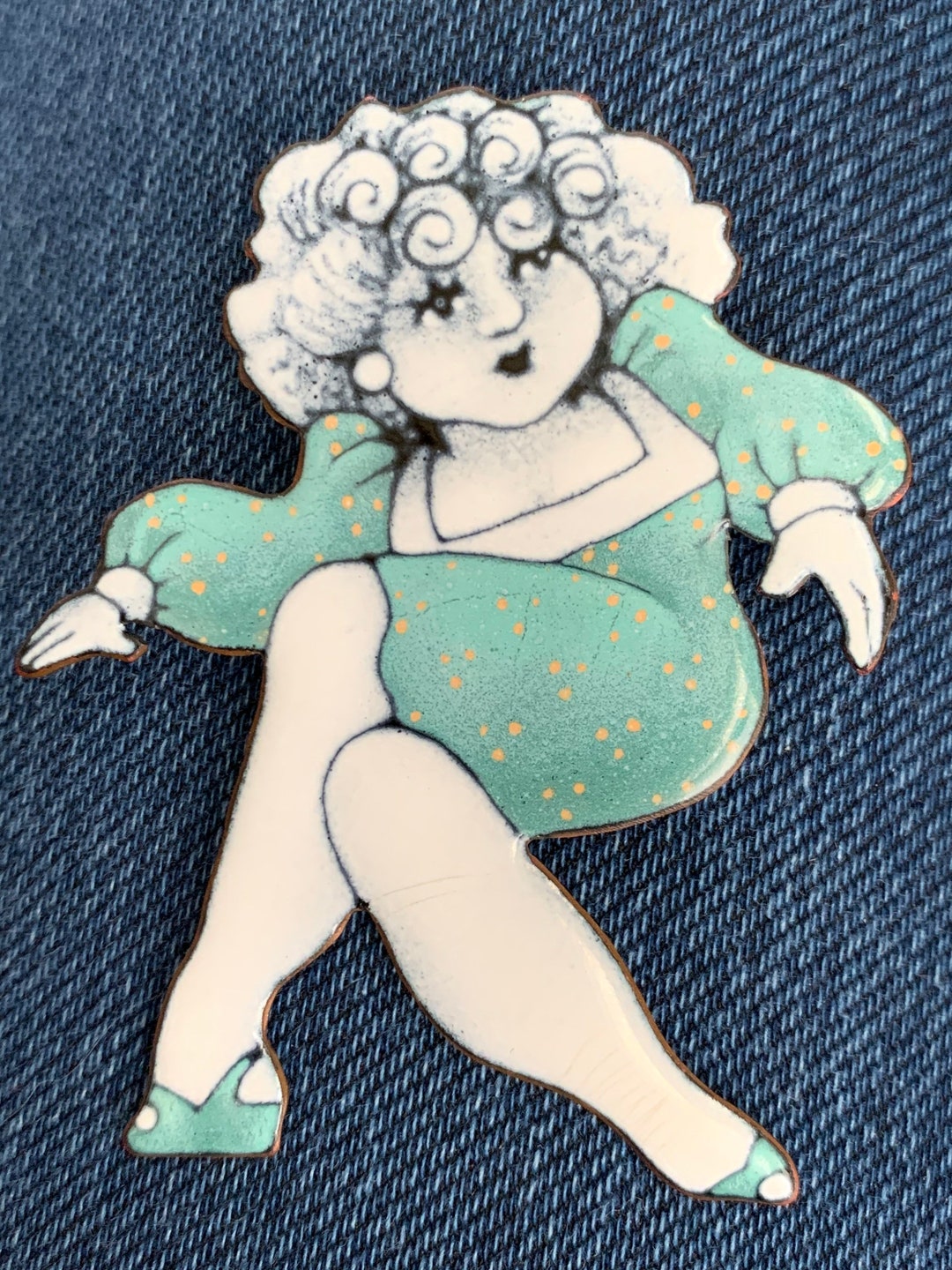 Vintage Natalie Silverstein Enamel on Copper 70s Does 40s Babe in Green Pin / Brooch - Etsy