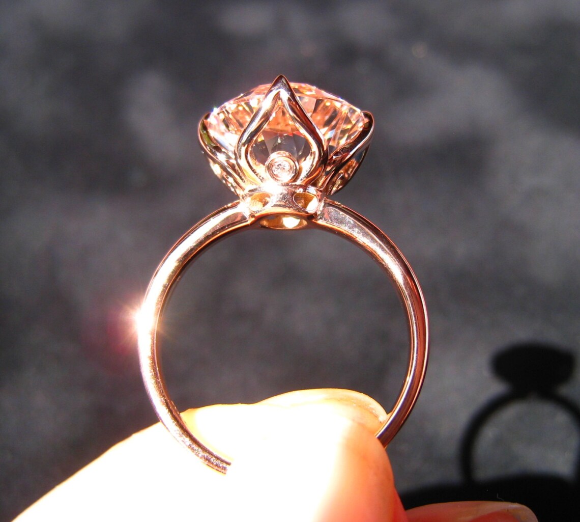 Custom Design: Tulip Ring - Etsy