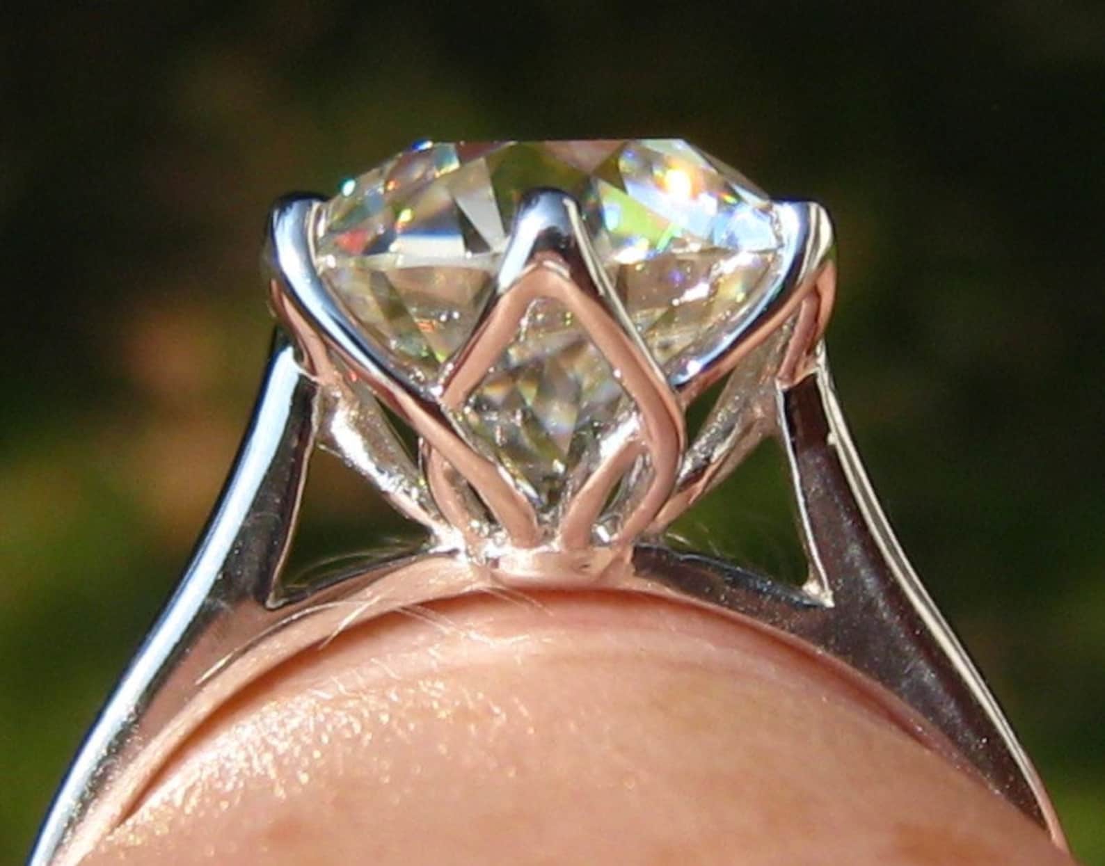 Lily Solitaire Engagement Ring Mount - Etsy