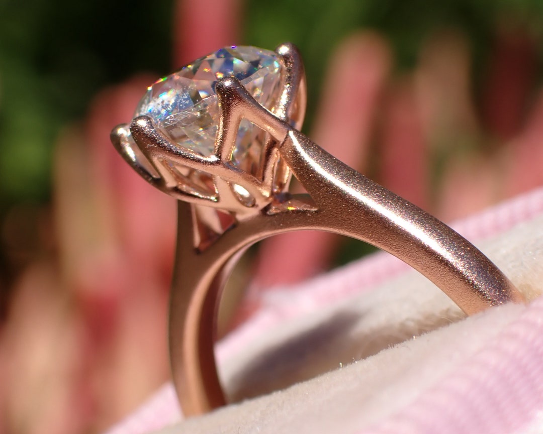 Old European Cut (OEC) Classique Moissanite in Rose Gold Lily Solitaire ...