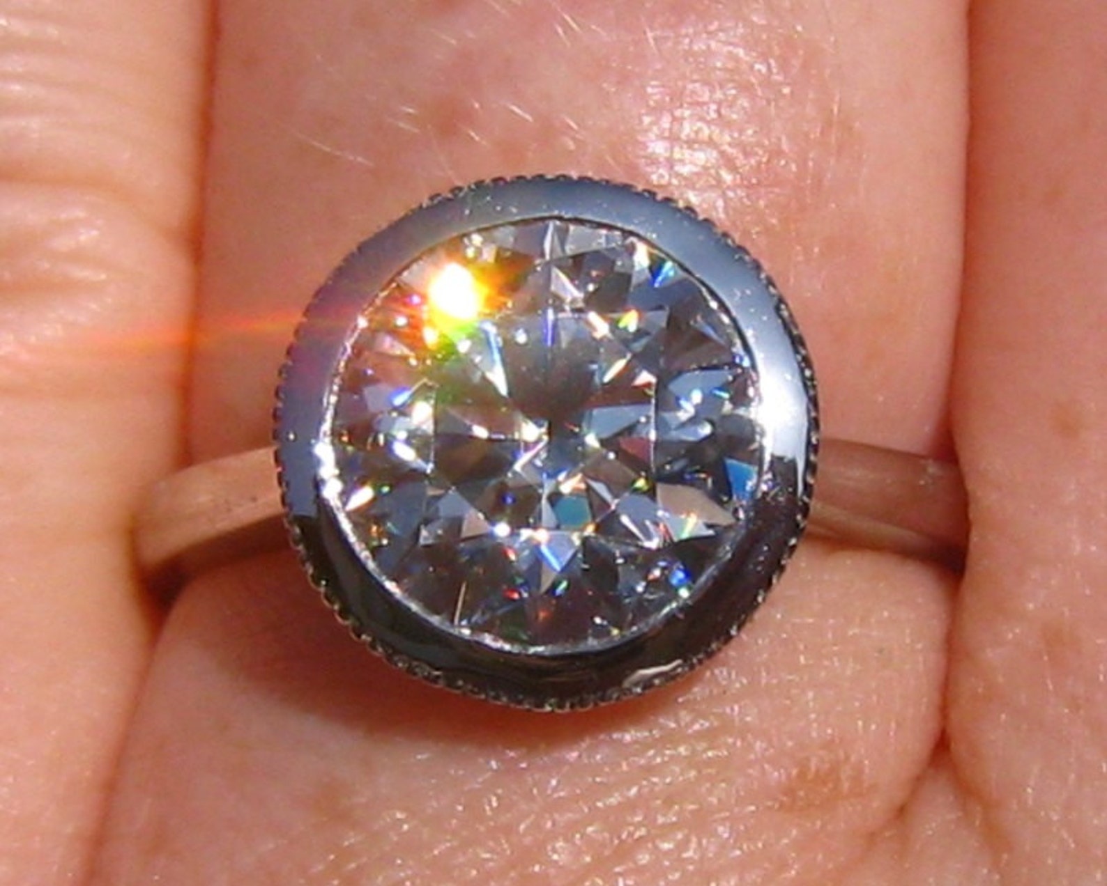 Custom Design: Bezel Solitaire Ring Mount With Diamonds - Etsy