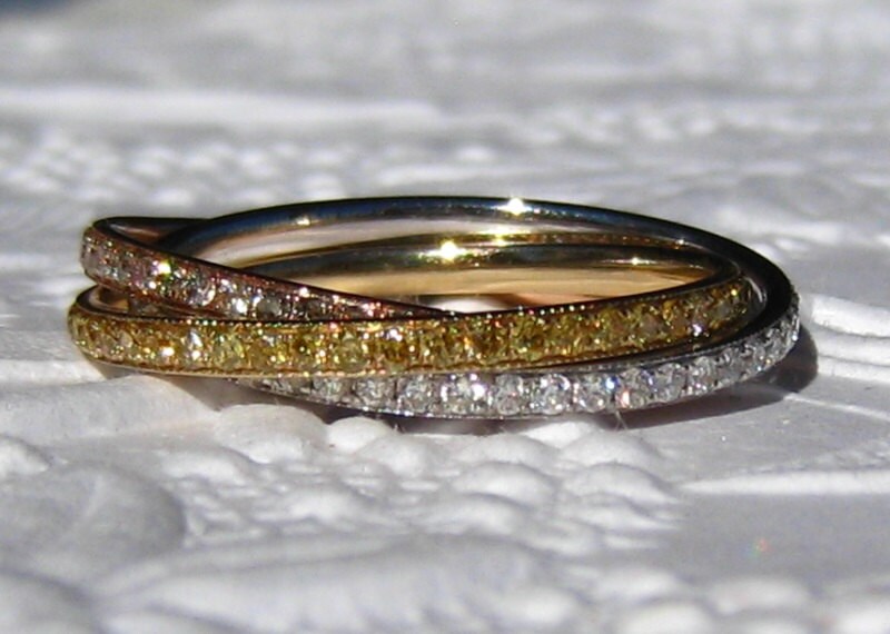 14K Gold Tri-color Rolling Ring With Hand Milgrain Diamond - Etsy