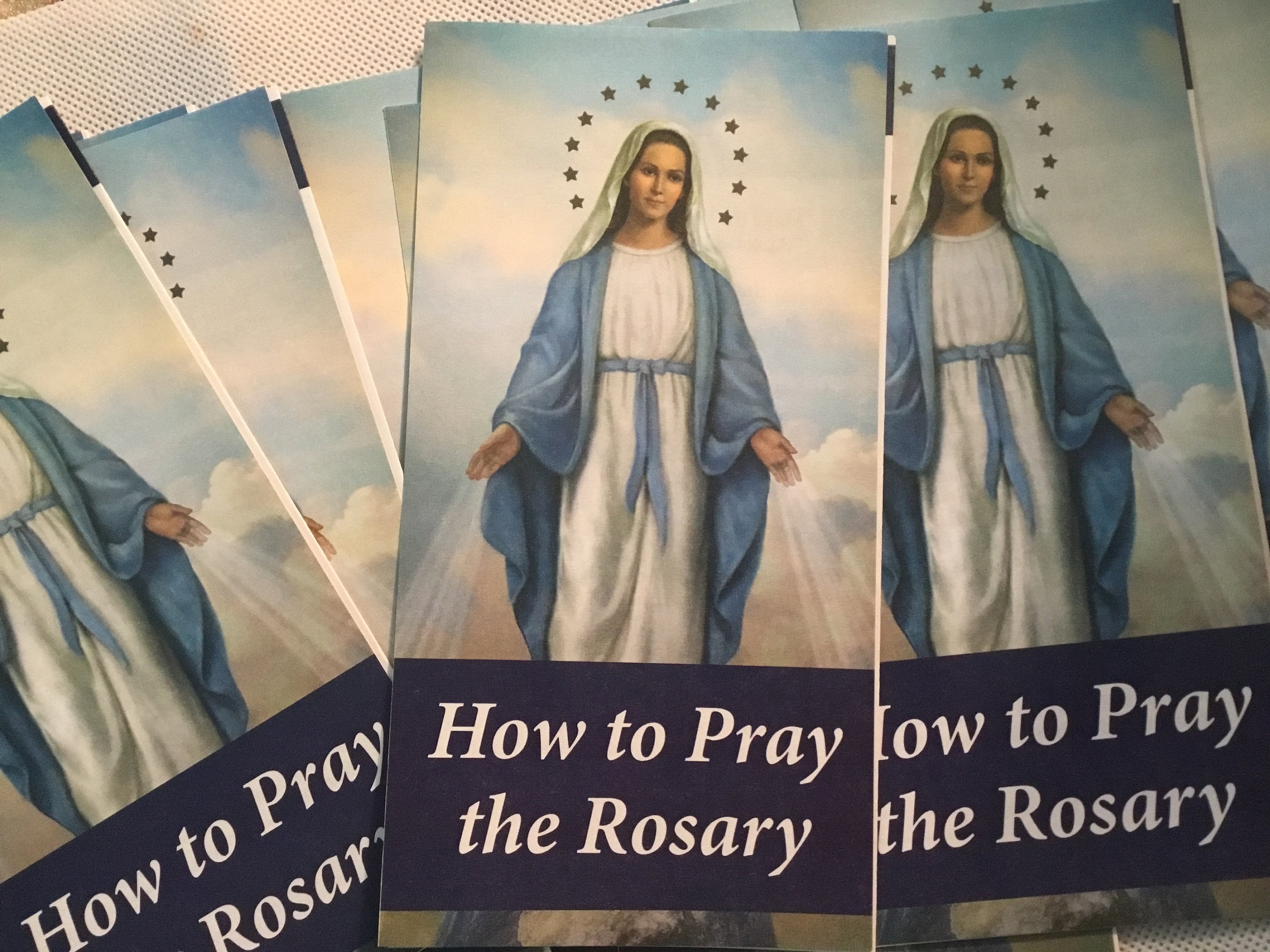 How to Pray the Rosary English 15pcs Full Color Leaflets Pamphlets ...