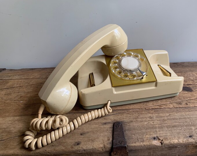 Vintage Starlite Rotary Dial Telephone in Almond by AE Princess Phone ...