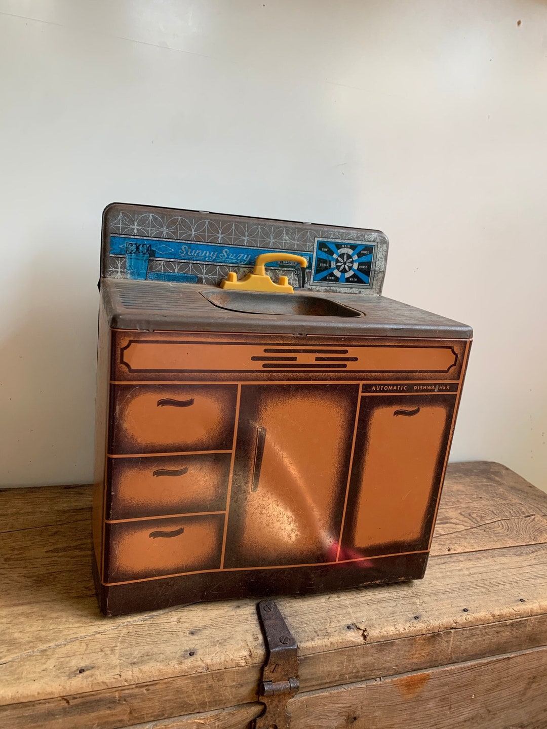 Vintage Sunny Suzy Tin Toy Kitchen Sink by Wolverine Toy Company ...