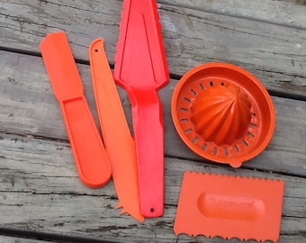 Tupperware Pie Server - Etsy