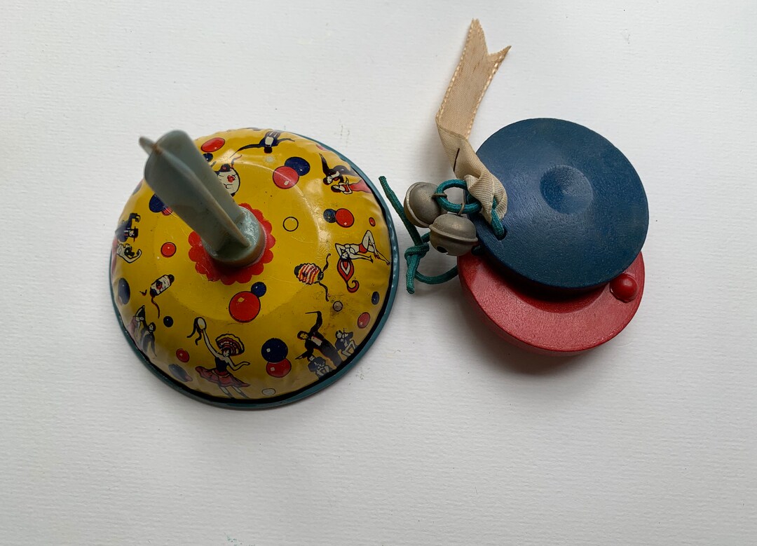 Vintage Tin Litho Circus Noise Maker Bell by US Metals & Wood Castanet ...