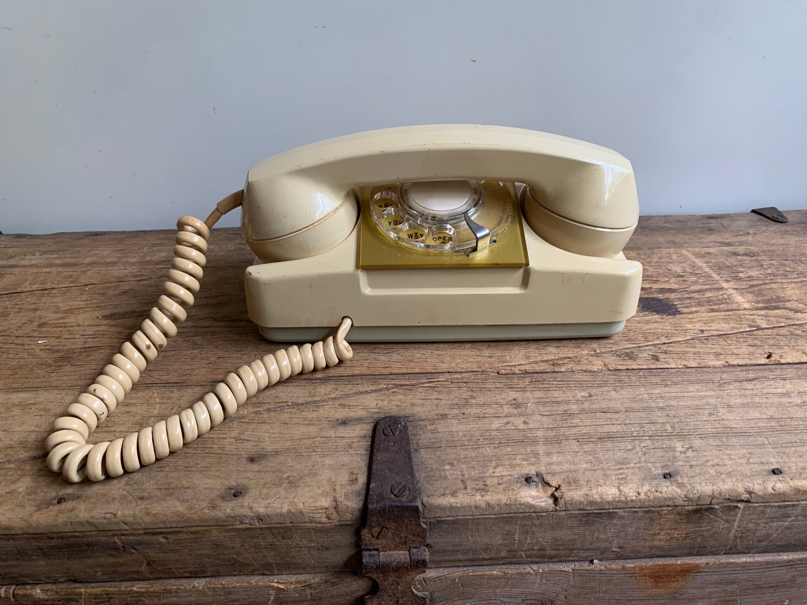 Vintage Starlite Rotary Dial Telephone in Almond by AE - Etsy