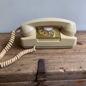 Vintage Starlite Rotary Dial Telephone in Almond by AE - Etsy